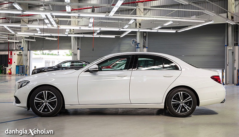 Đánh giá xe Mercedes E180 2025, Kiểu dáng tạo nên đẳng cấp